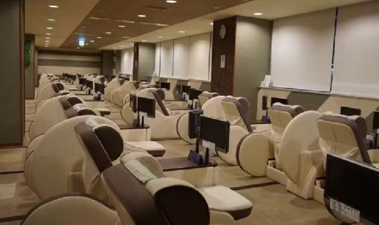 【2025】横浜駅すぐ1日中遊べるスパ「SPA EAS（イアス）」天然温泉とこだわりサウナで最高にととのう